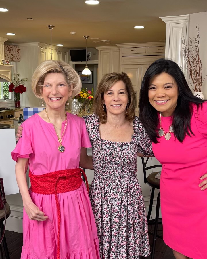 About Leslie – Leslie Hooton Inc.